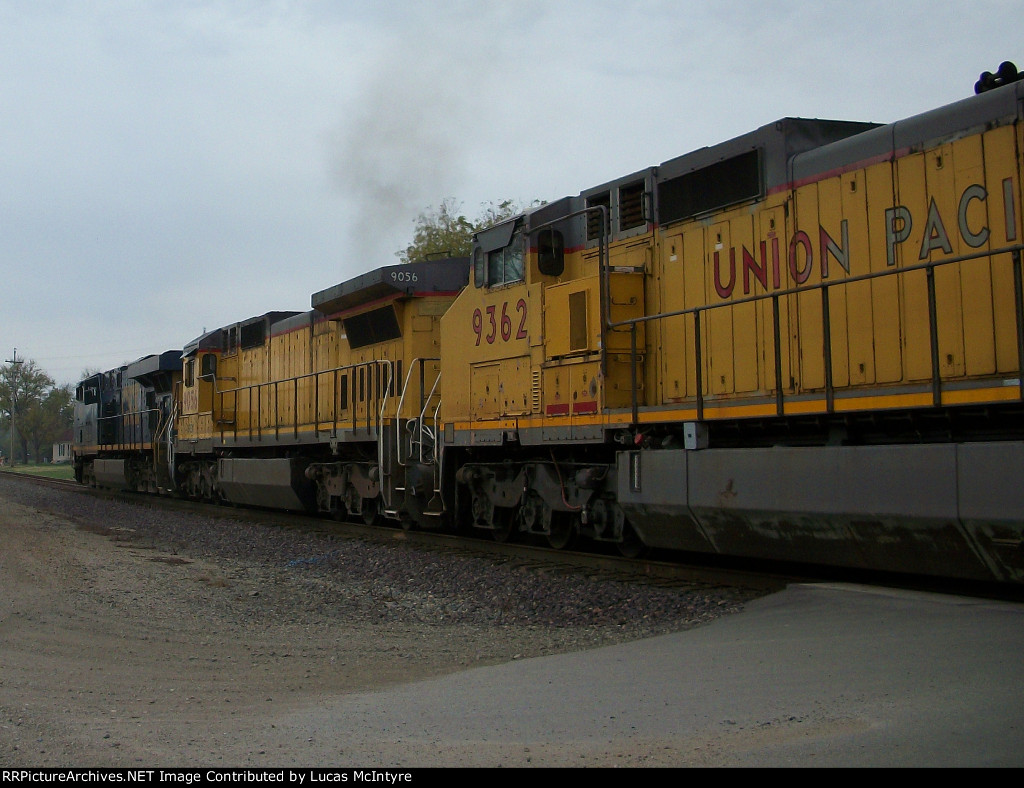 UP 9362 on westbound UP manifest train